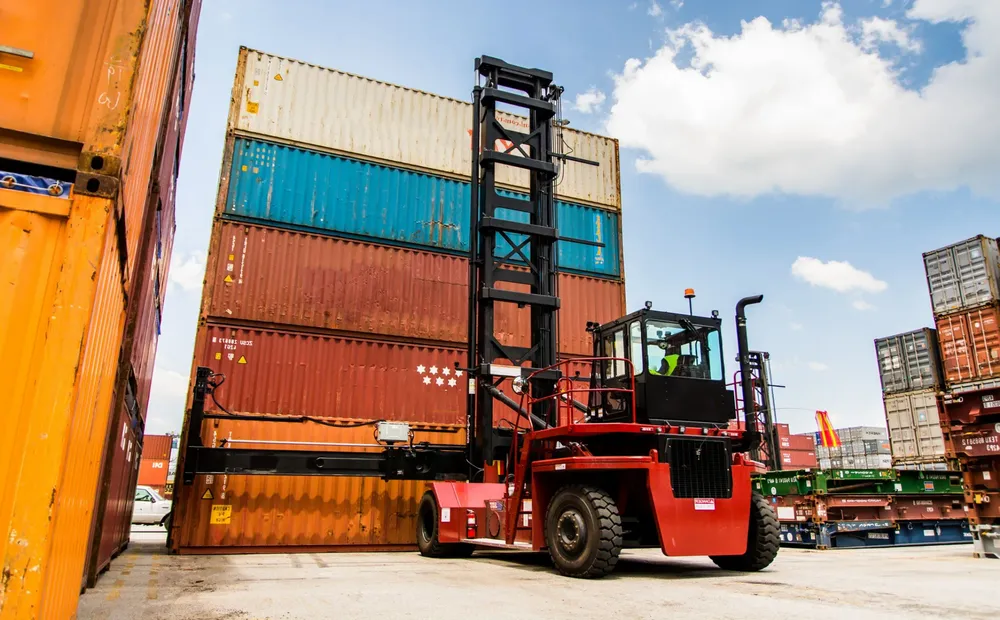 China Empty Container Stacker Lifting Cylinder , Manufacturer, Supplier ...